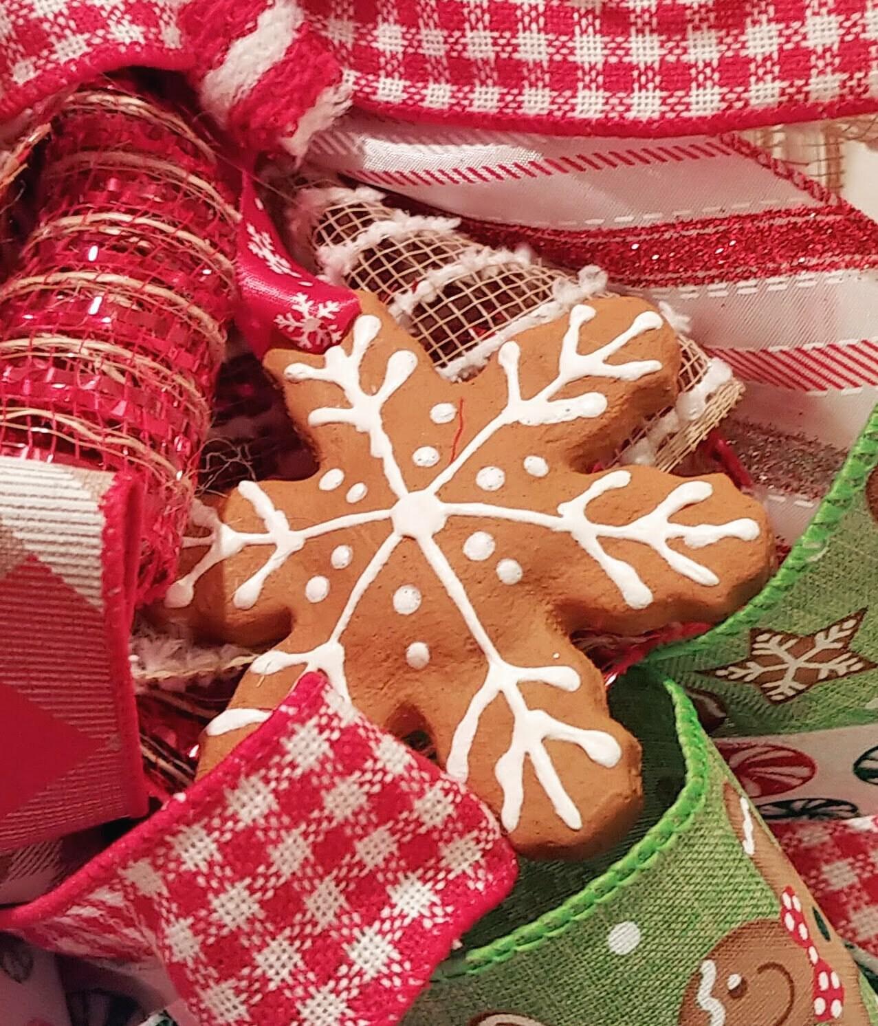 Products :: Gingerbread Wreath, Christmas Decor, Christmas Wreath for ...