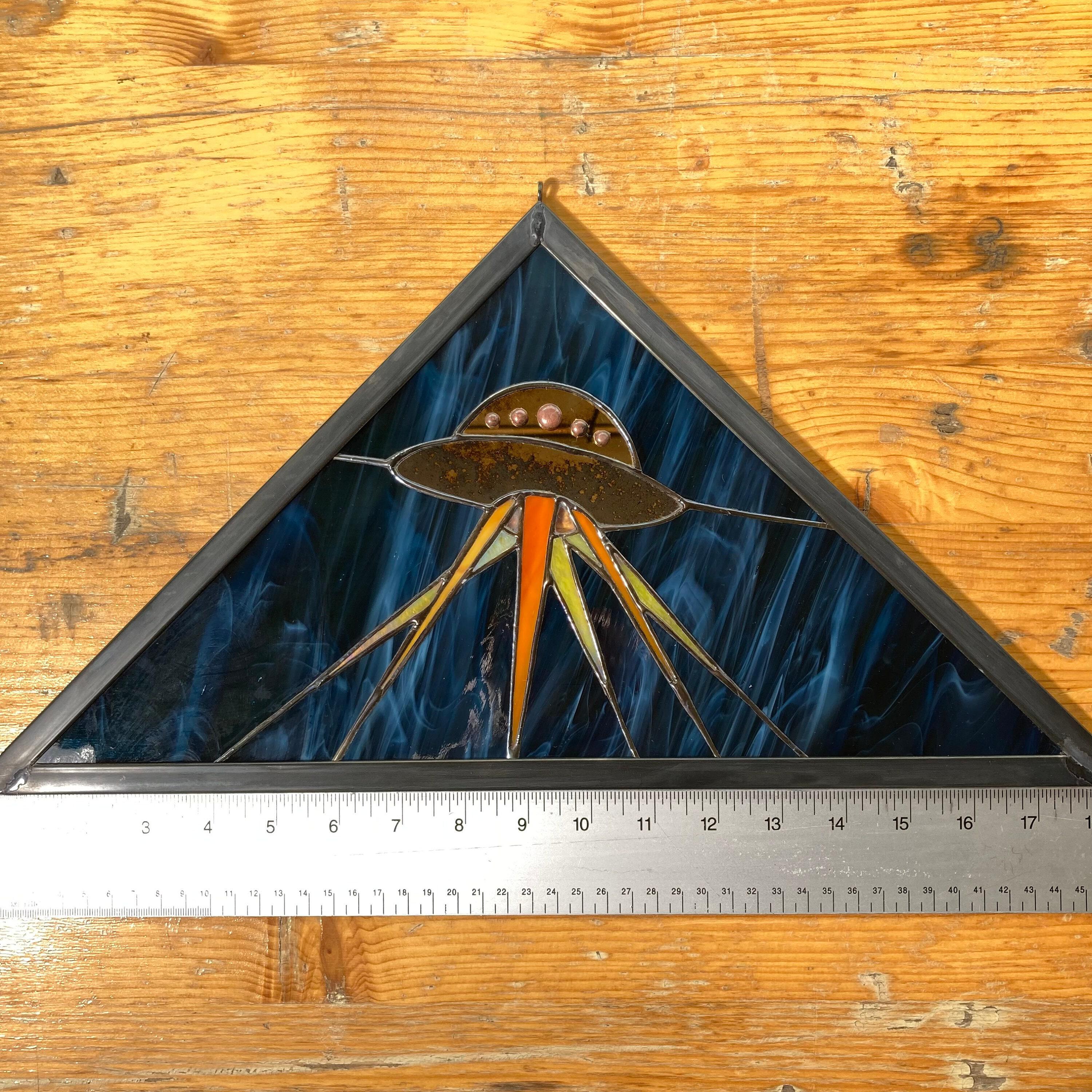 Art & Collectibles :: Glass Art :: Stained Glass Alien Window ...