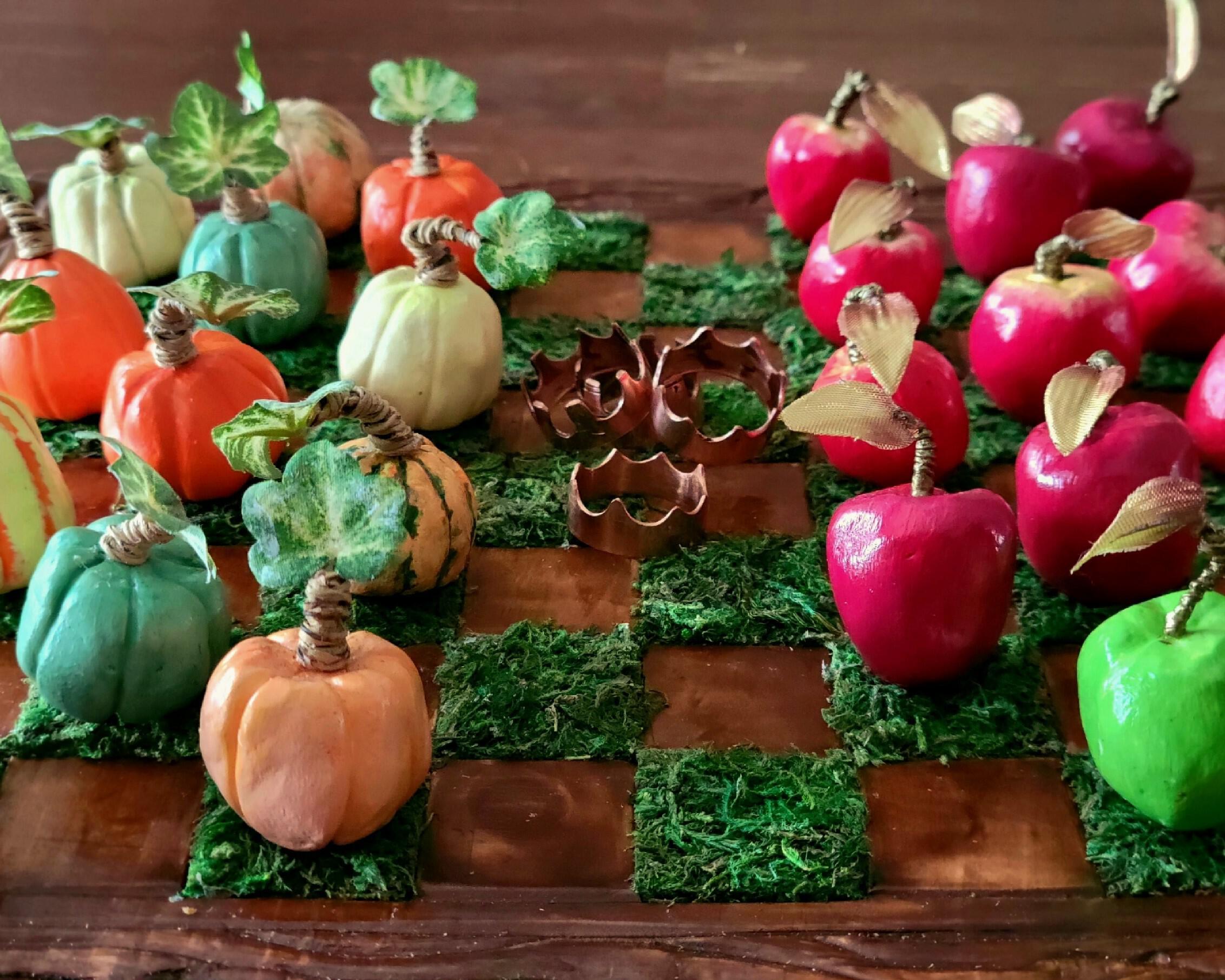 Fun & Games :: Games & Puzzles :: Board Games :: Checkers set - Apples ...