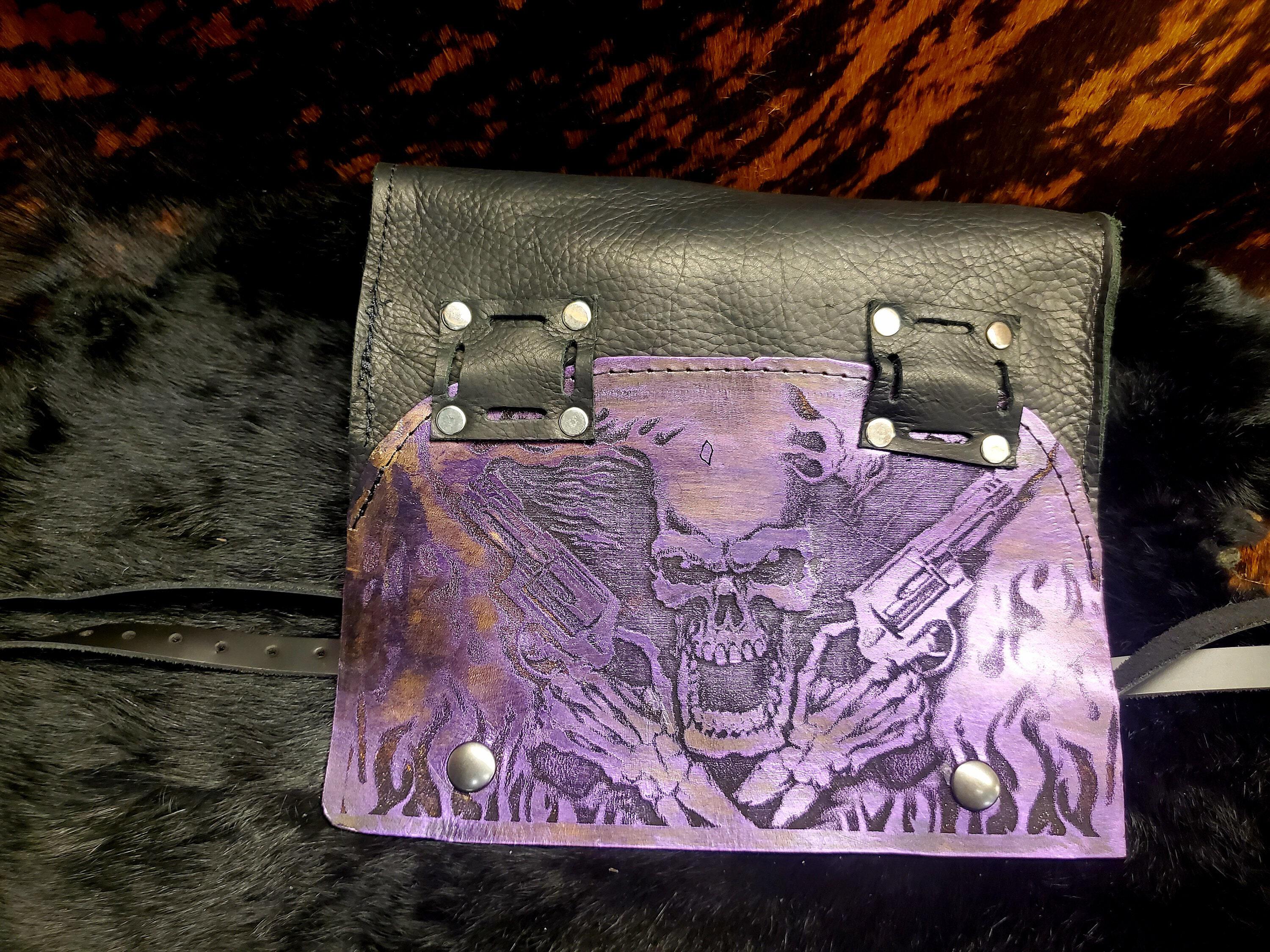 Products :: Leather Motorcycle Accessories skull and pistols