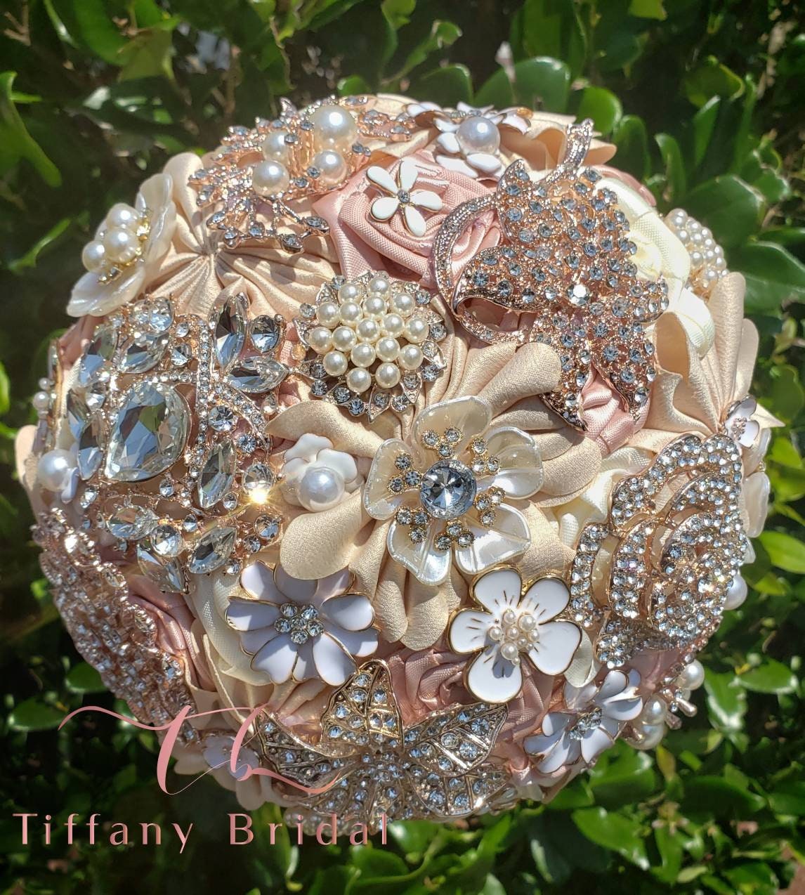 Brooch bouquet rose gold store