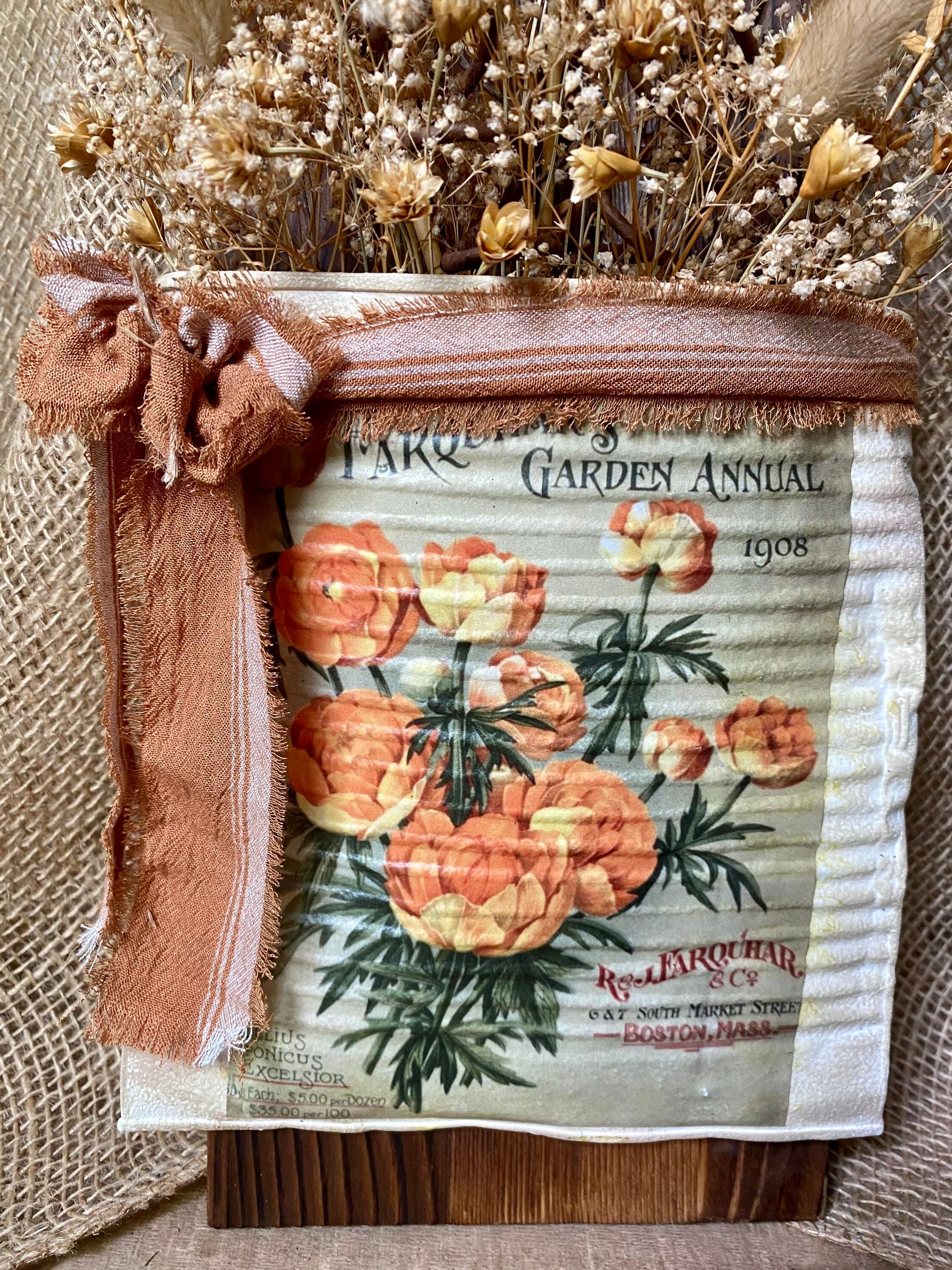 Home & Living :: Wall Decor :: Wall Hangings :: Flower seed wall pocket ...