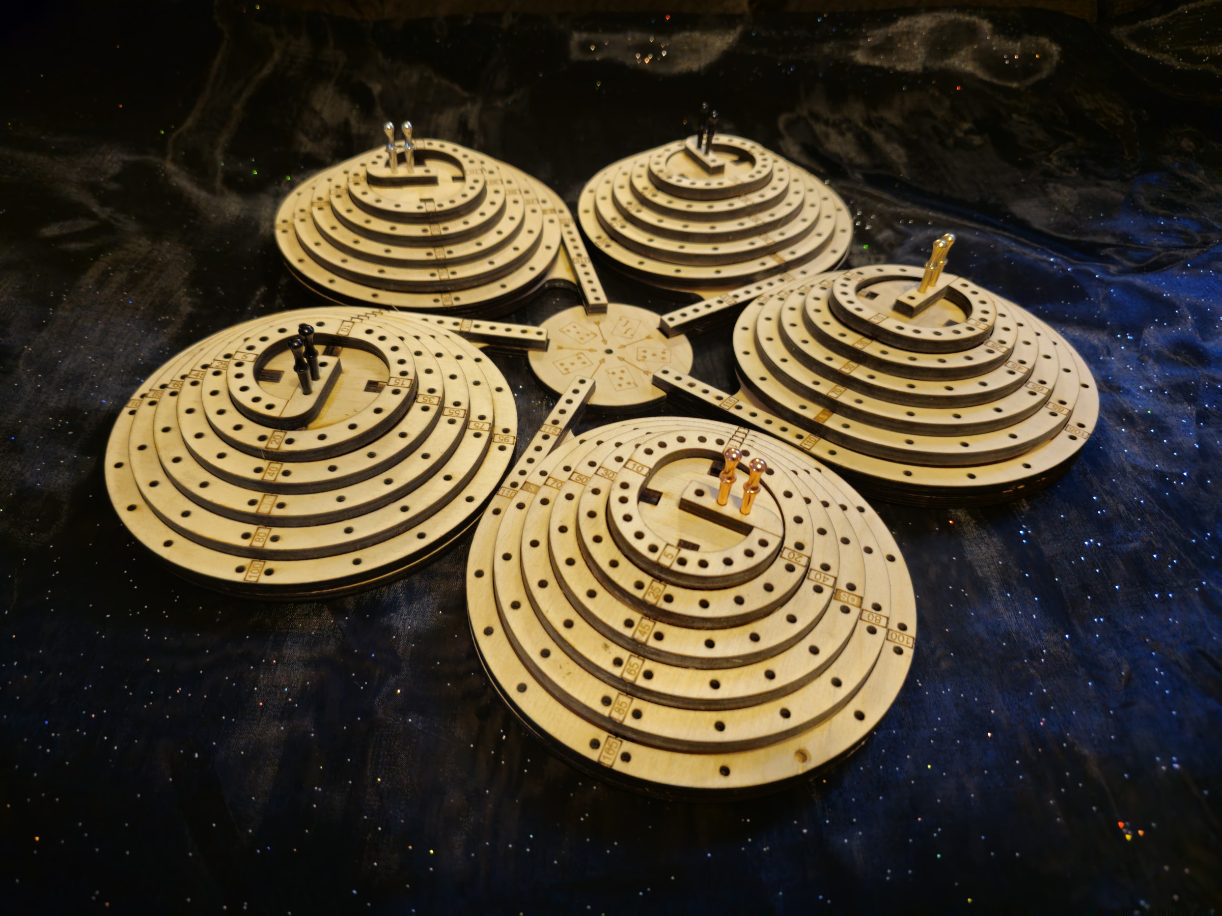 Fun & Games :: Games & Puzzles :: Board Games :: King of the Mountain