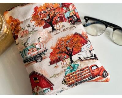Shops :: MyCreativeReading :: Holiday Book Sleeve